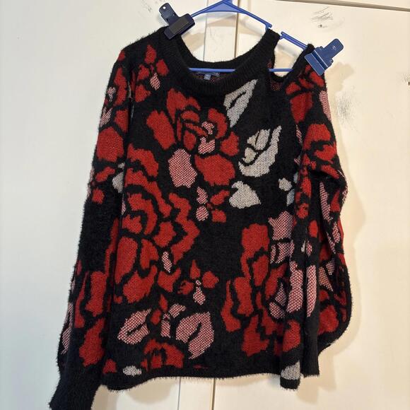 Democracy | Sweaters | Democracy Sweater Xl Red Blk One Cold Shoulder ...